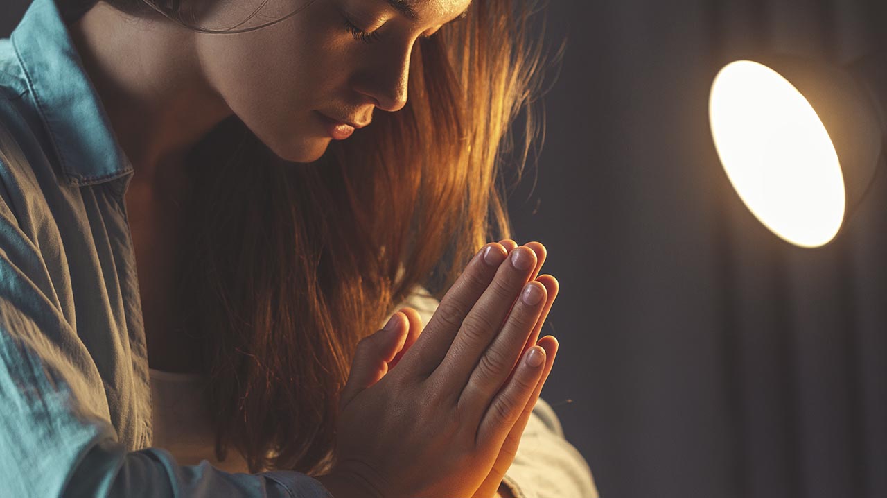 Busca a Dios en Oración